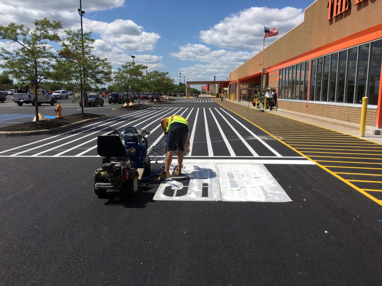 🔶 Greensboro, NC “Parking Lot Line Striping”